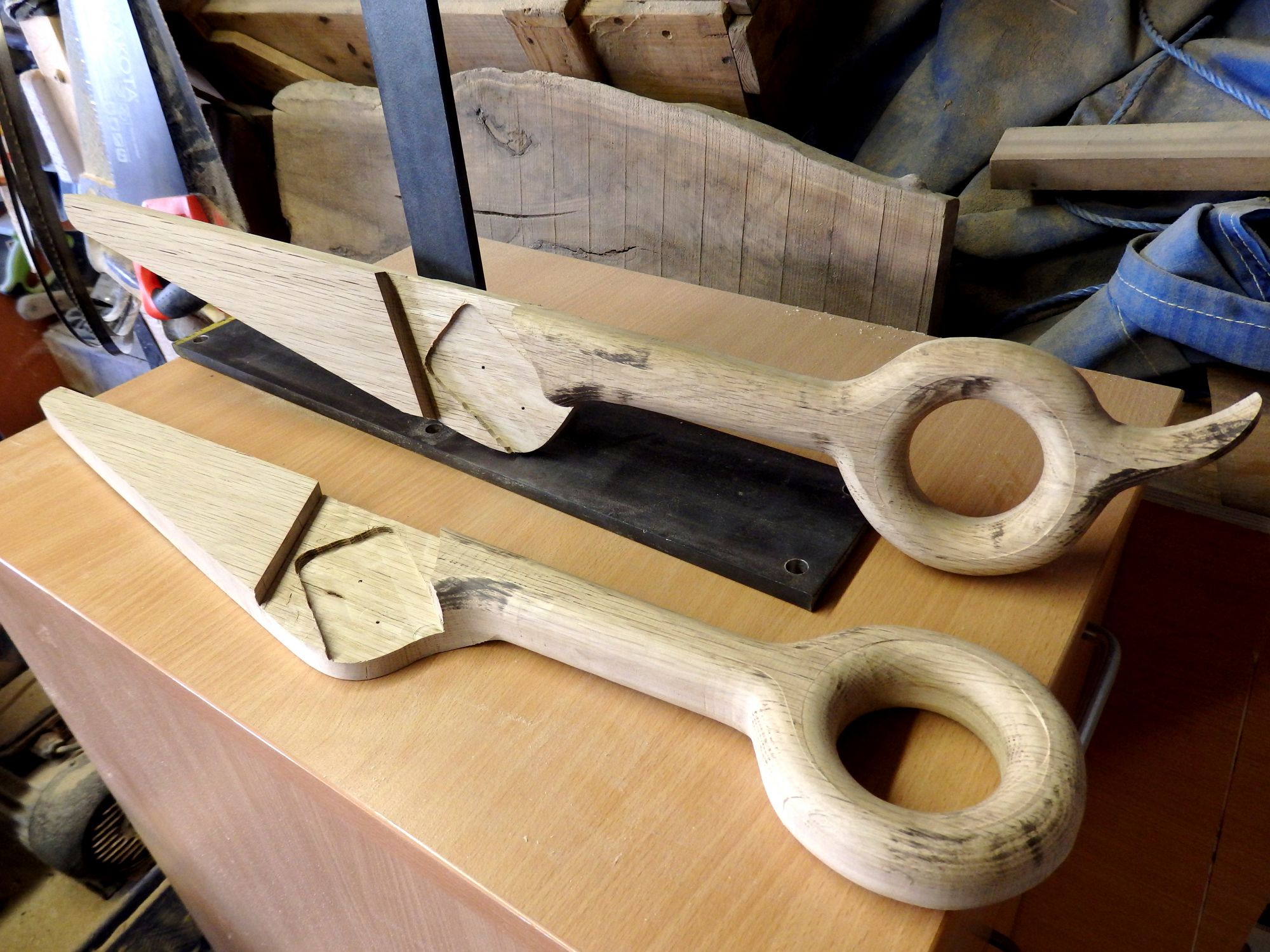 Ben Vivian Carpentry & Design | Slunks hanging sign